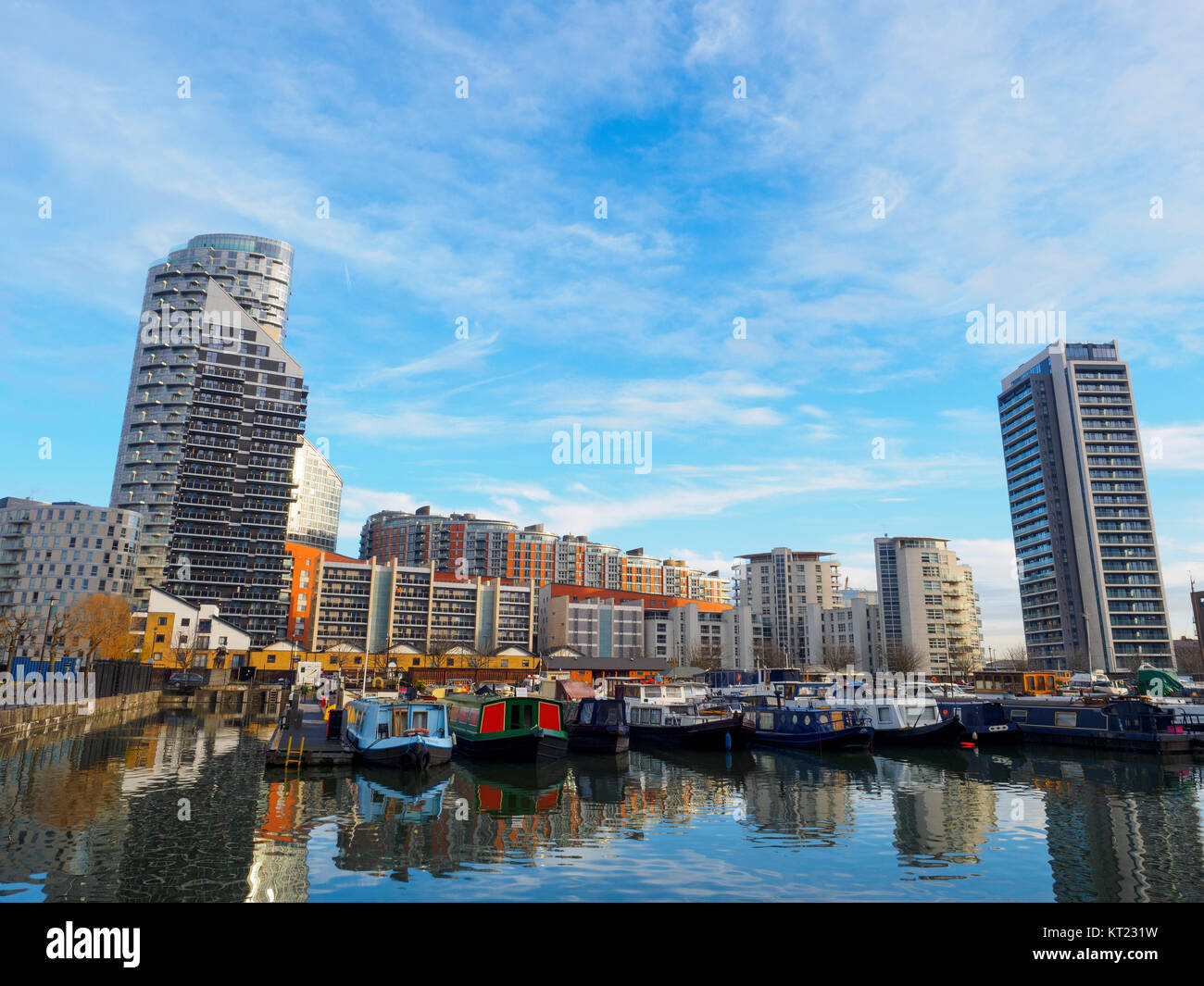 Poplar dock hi-res stock photography and images - Alamy