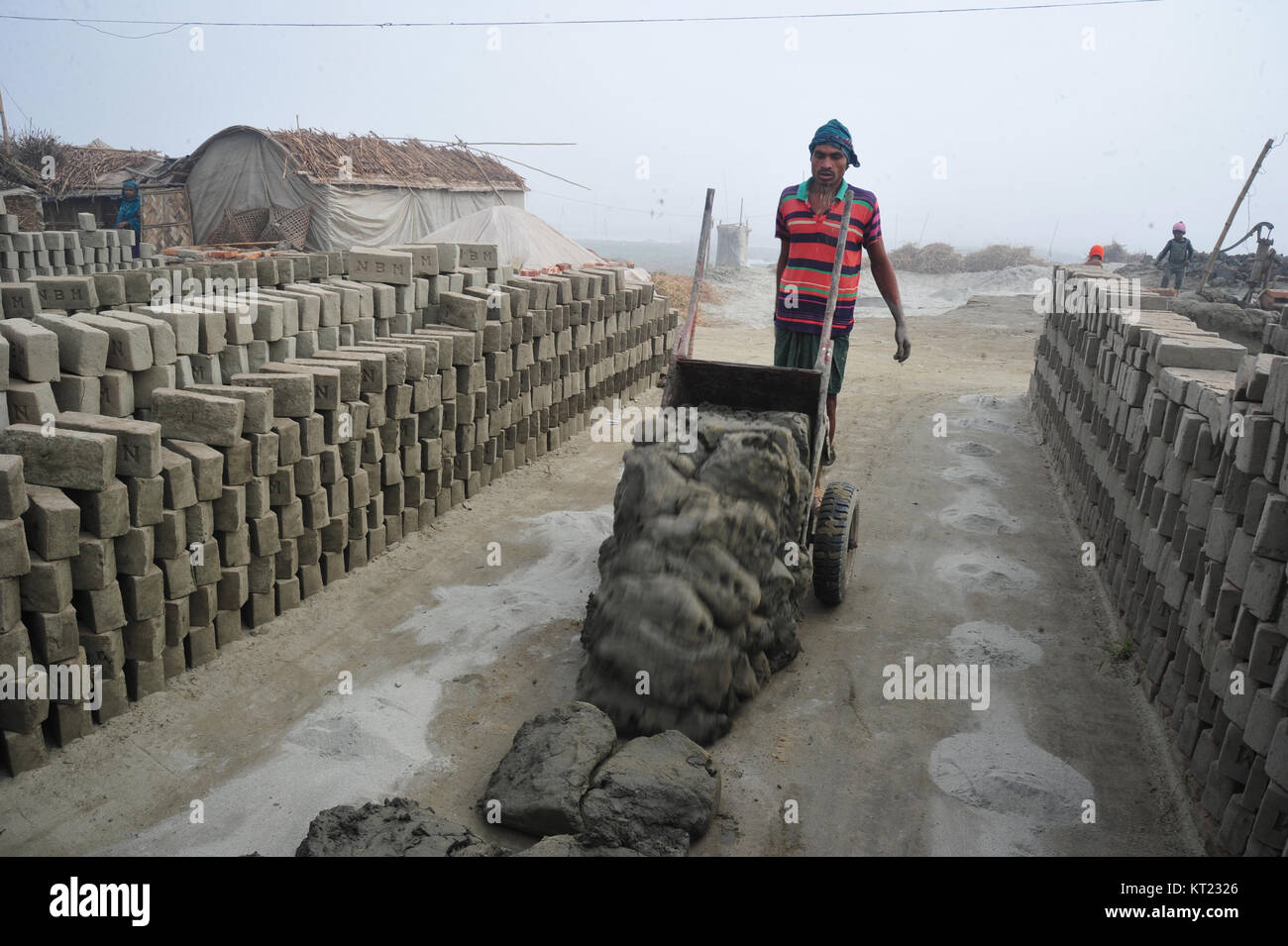 Brickfield In Bangladesh High Resolution Stock Photography and Images ...