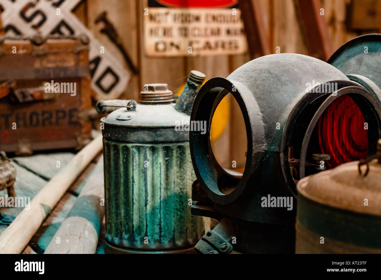 Old railroad box cars hi-res stock photography and images - Alamy