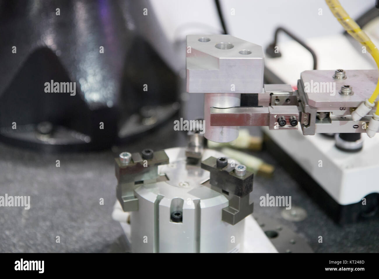 Selecting process hi-res stock photography and images - Alamy