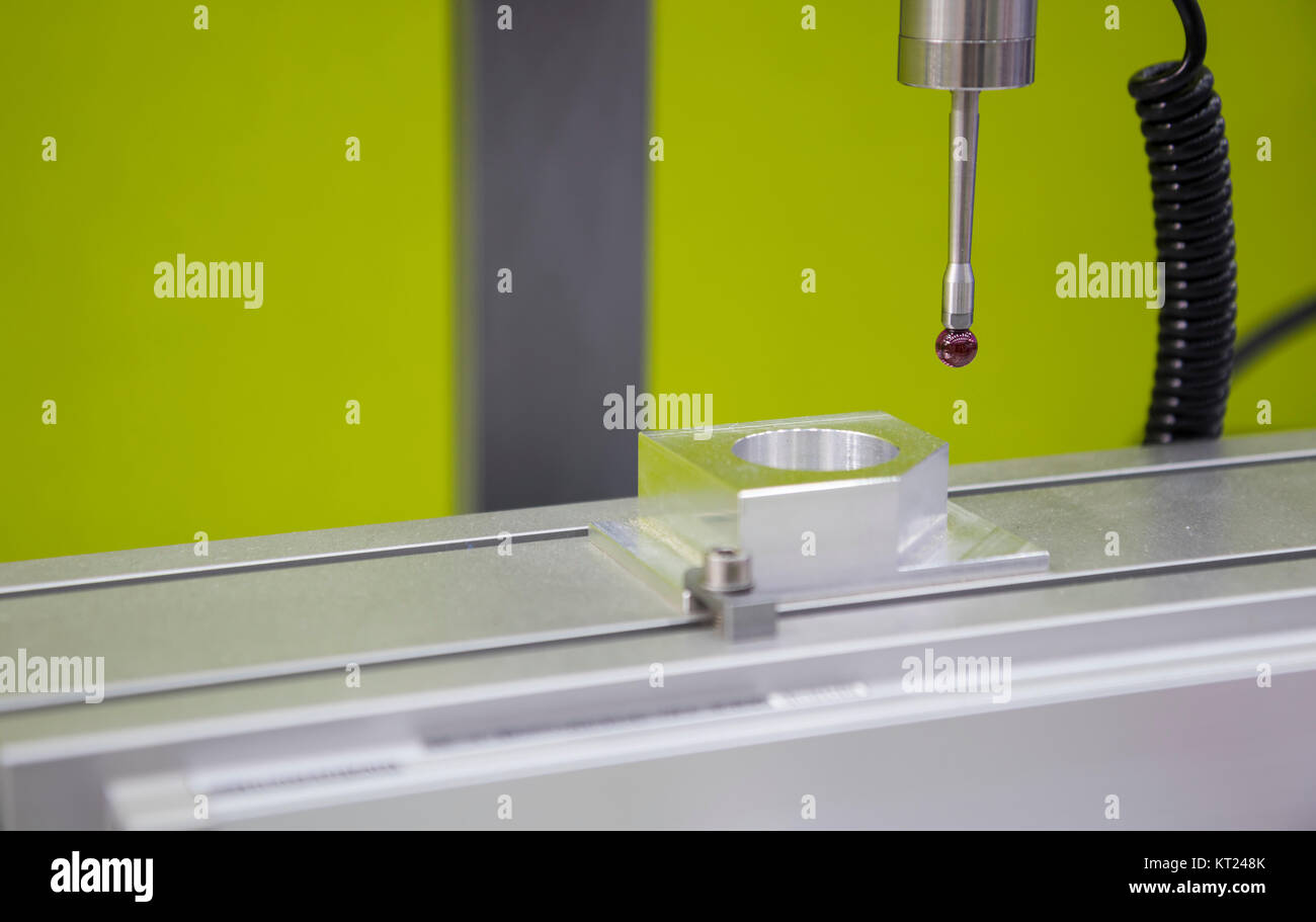 Auto measuring machine , CMM , Measuring dimension of precision part ...