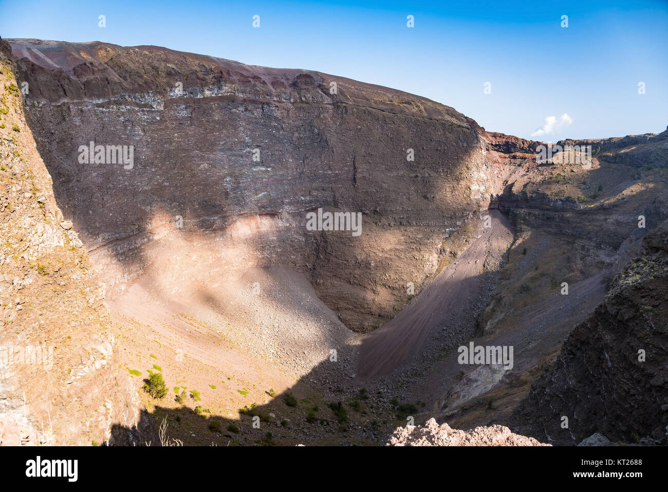 interior of the vesuvius crater Stock Photo - Alamy