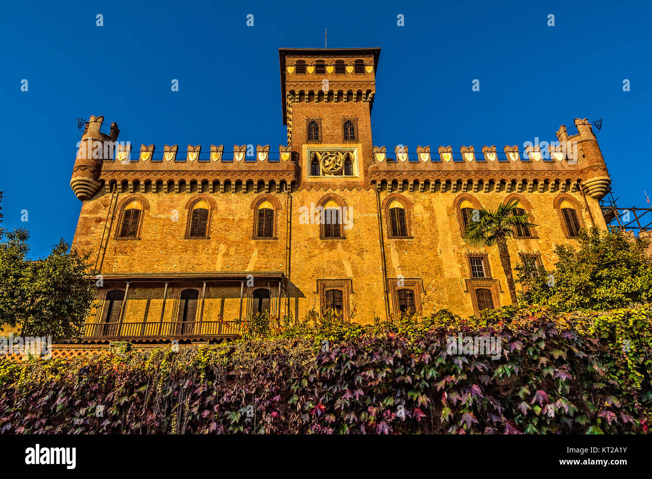 Mazze castle hi-res stock photography and images - Alamy