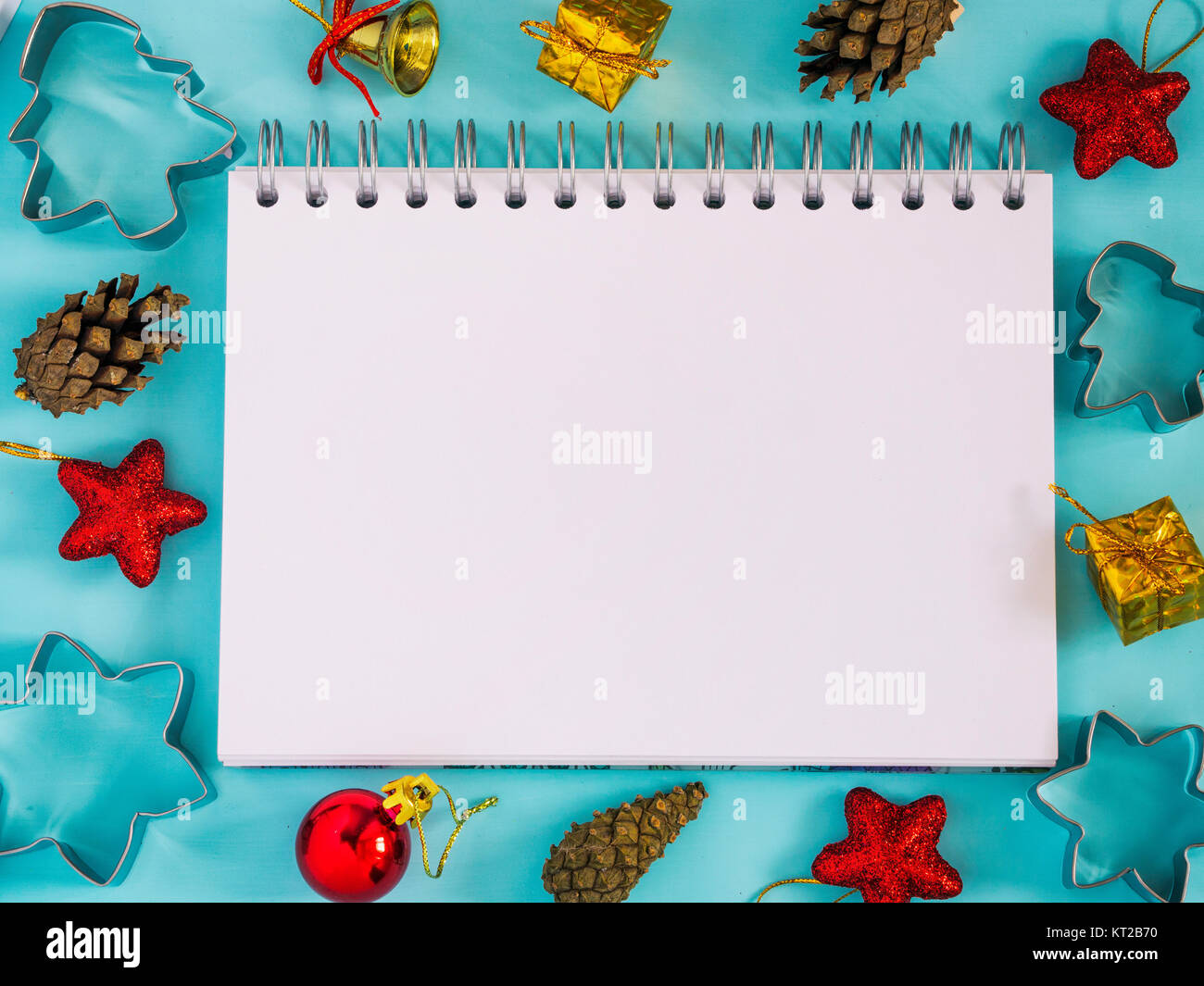 Christmas background with blank notebook Stock Photo - Alamy