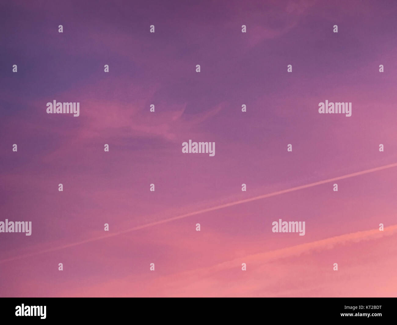 Image nice purple landscape hi-res stock photography and images - Alamy