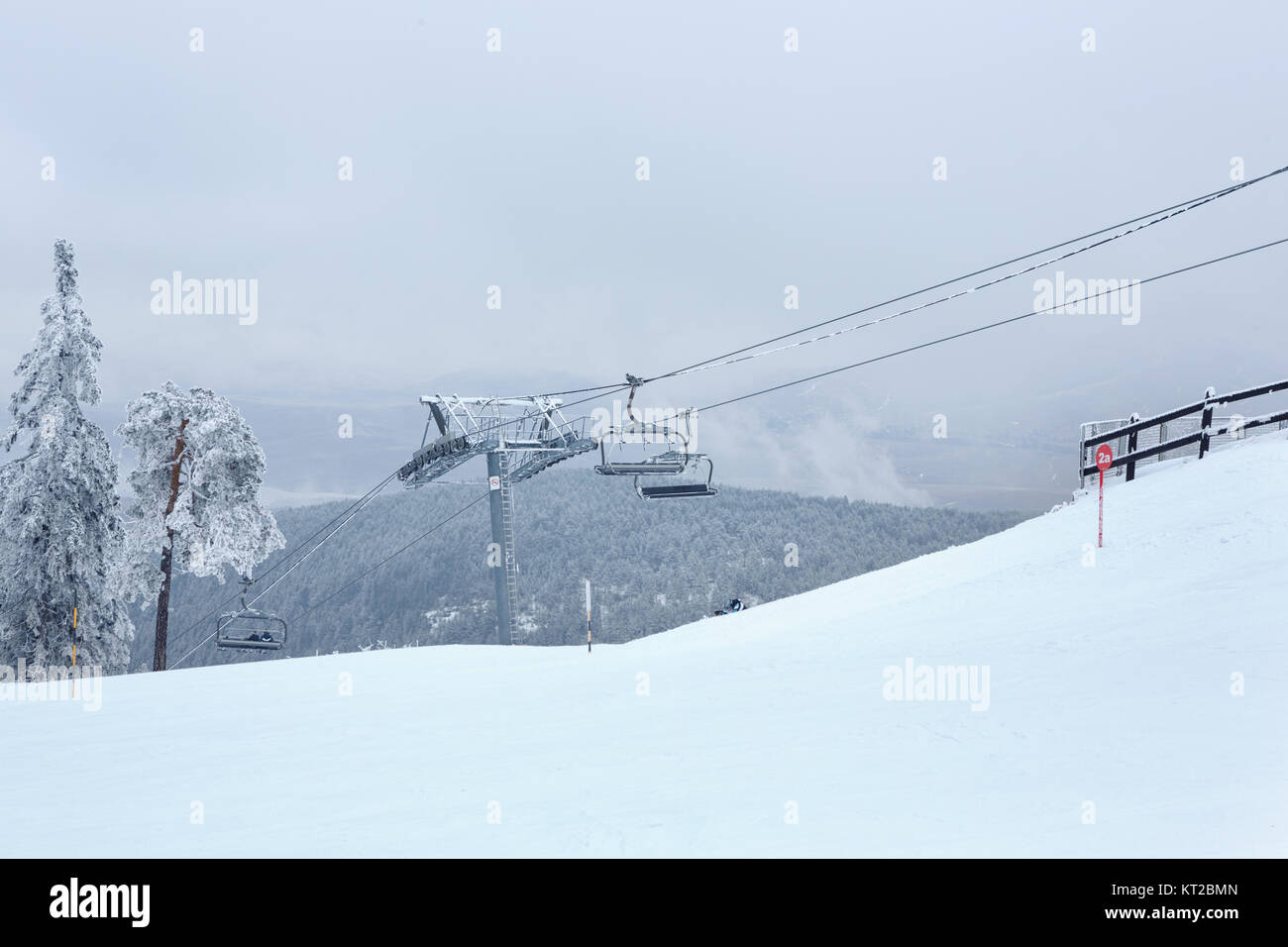 winter mountain landscape with modern ski lift-extreme sports Stock ...