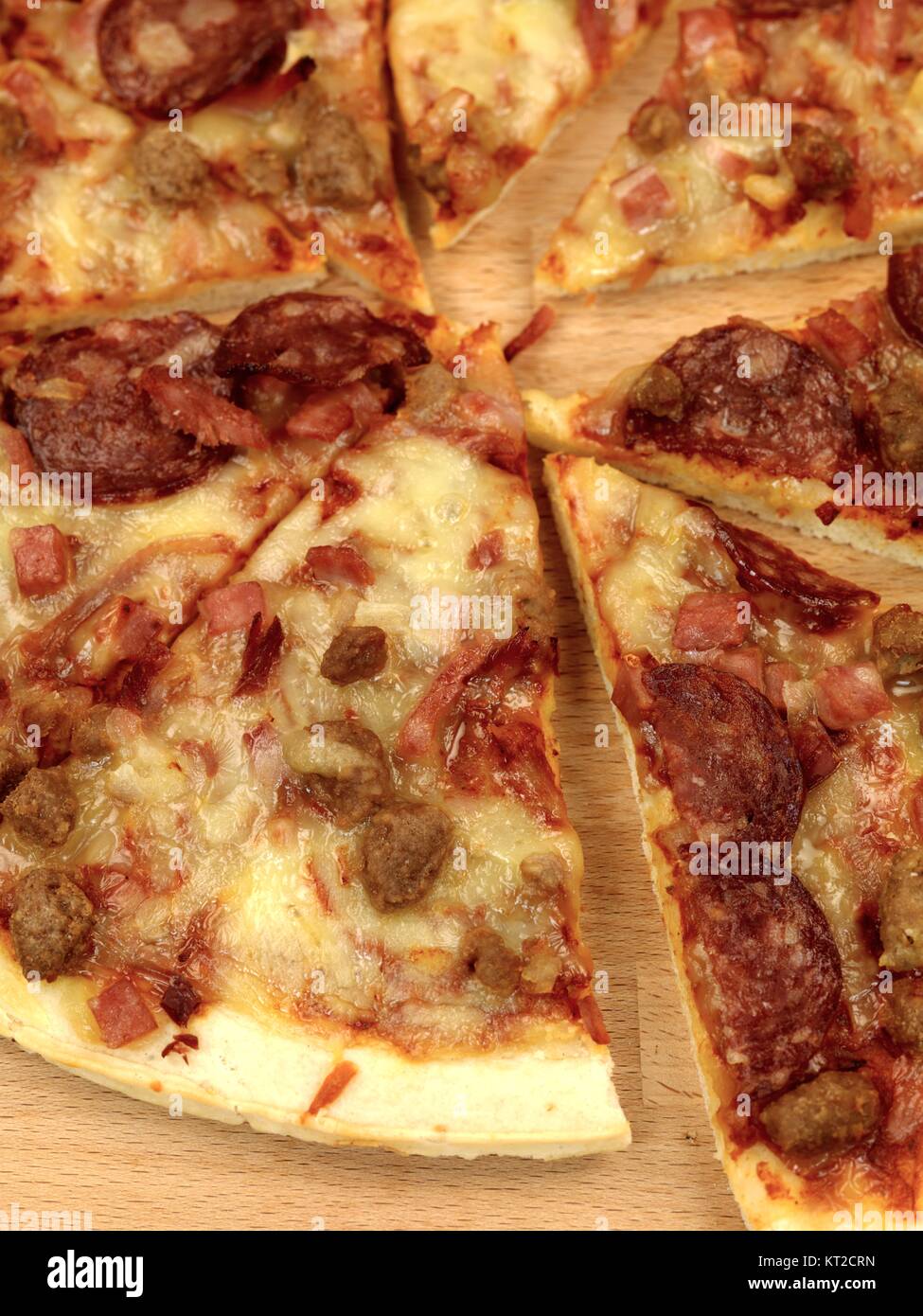 Freshly cooked takeaway pizza on a kitchen bench Stock Photo - Alamy