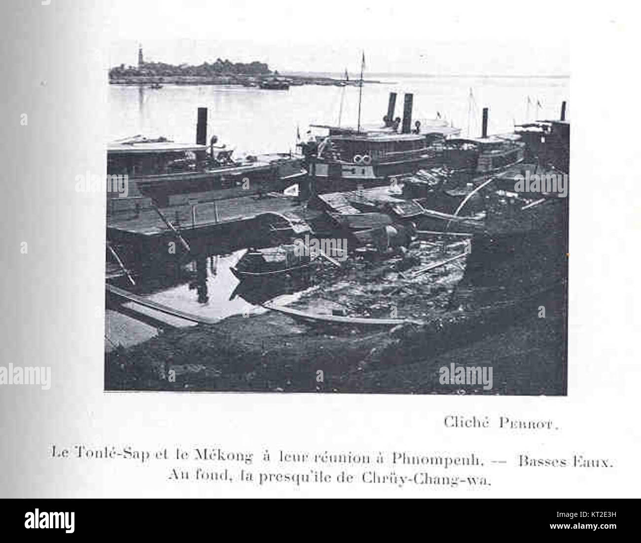 A historical photograph of the meeting of the Tonle Sap and Mekong ...