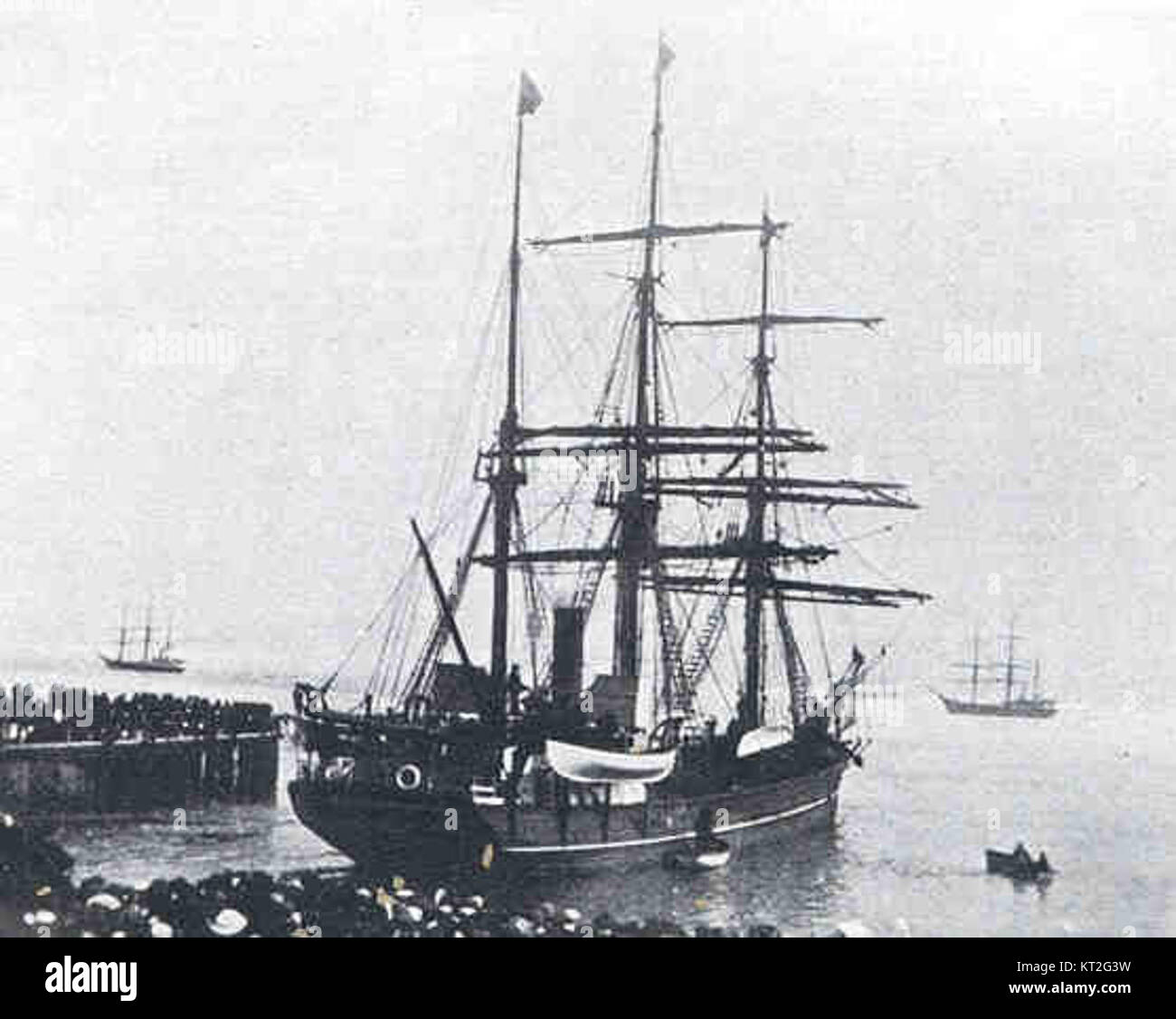 *34384 Whaler Leaving Dundee* captures a historic moment with a whaling ...