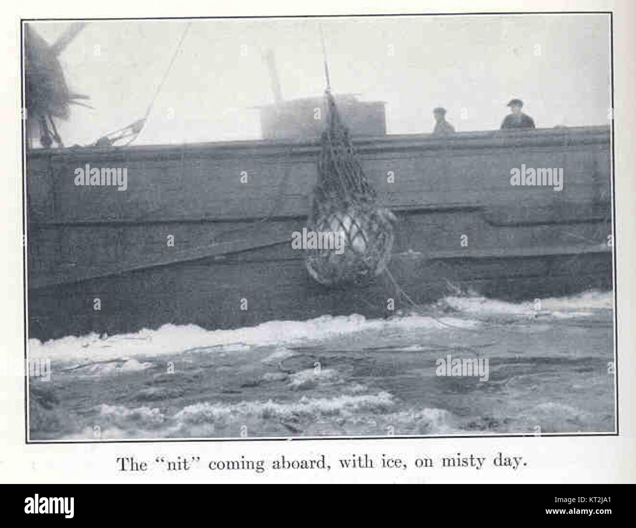 Difficult ship ocean navigation hi-res stock photography and images - Alamy