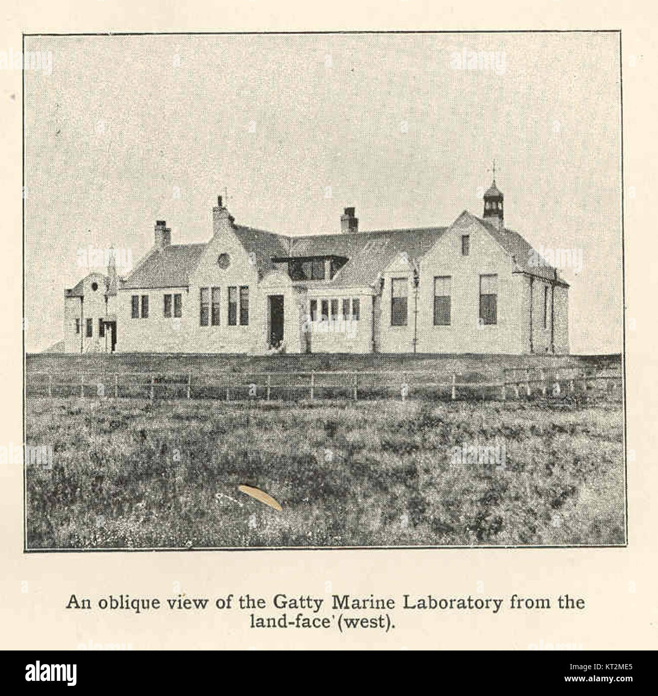 Old marine laboratory hi-res stock photography and images - Alamy