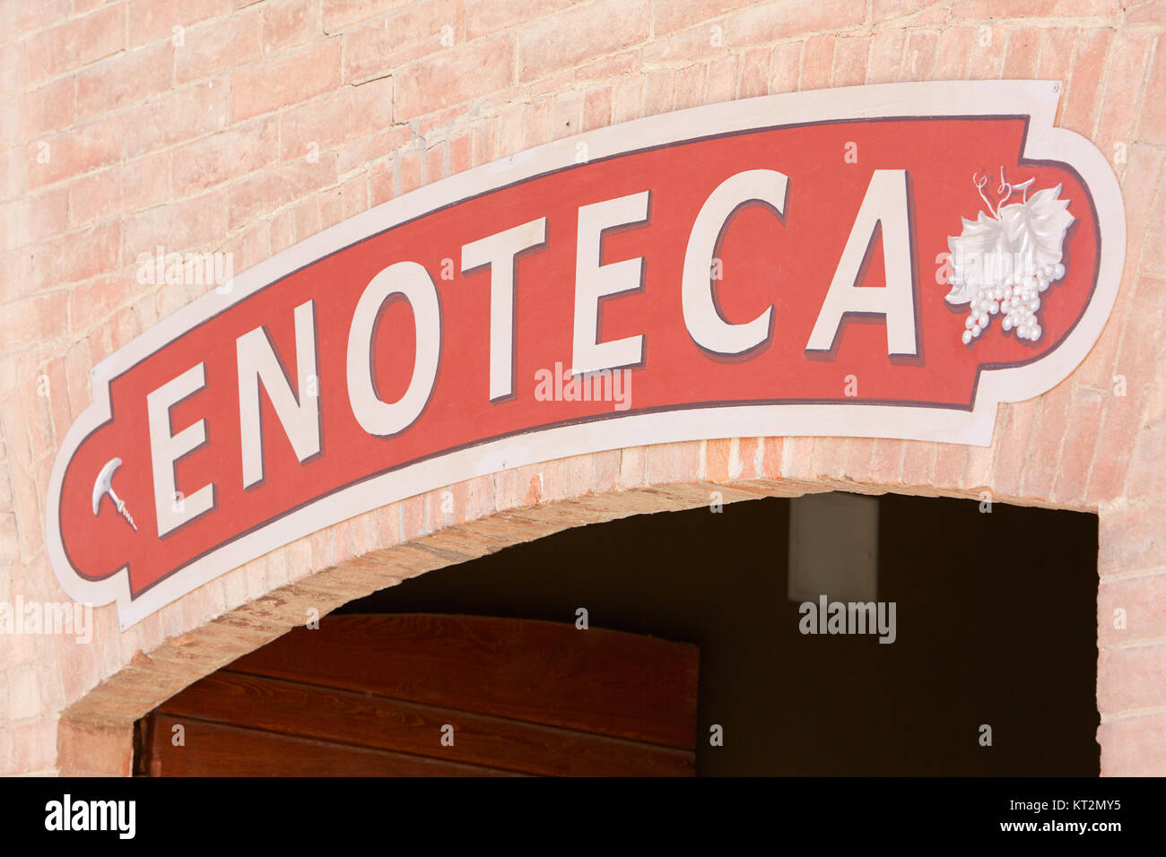 Medieval shop sign hi-res stock photography and images - Alamy