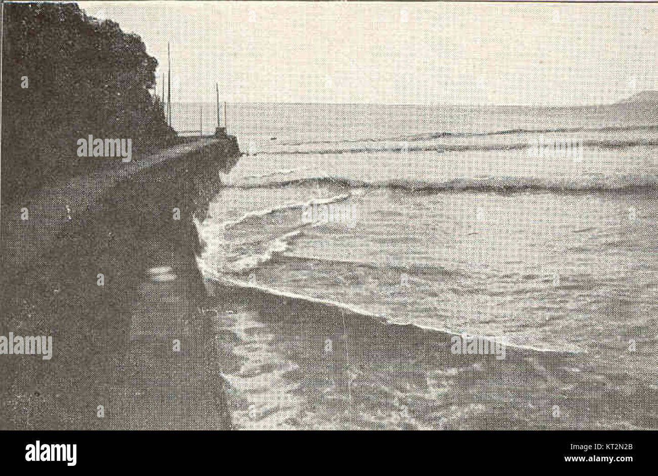 Interference pattern wave hi-res stock photography and images - Alamy