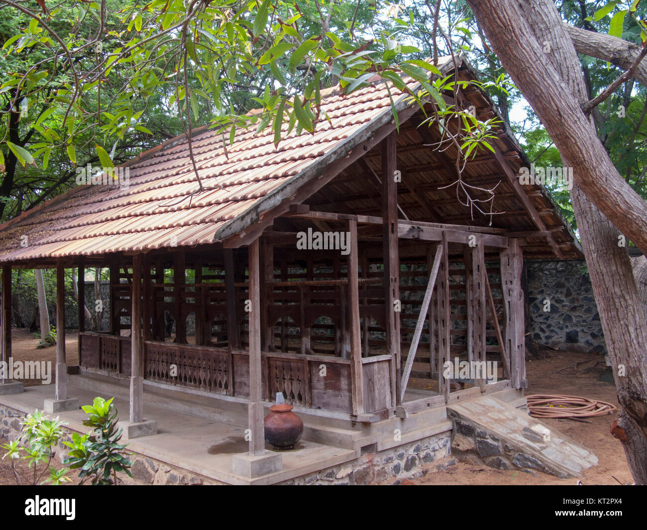 Traditional house in DakshinaChitra Heritage Museum, near Chennai ...