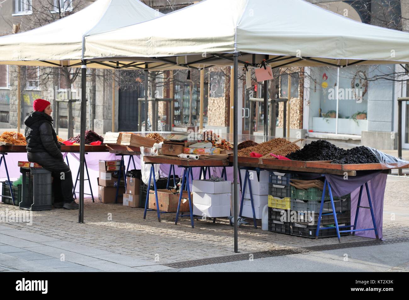 Waiting for customers Stock Photo - Alamy