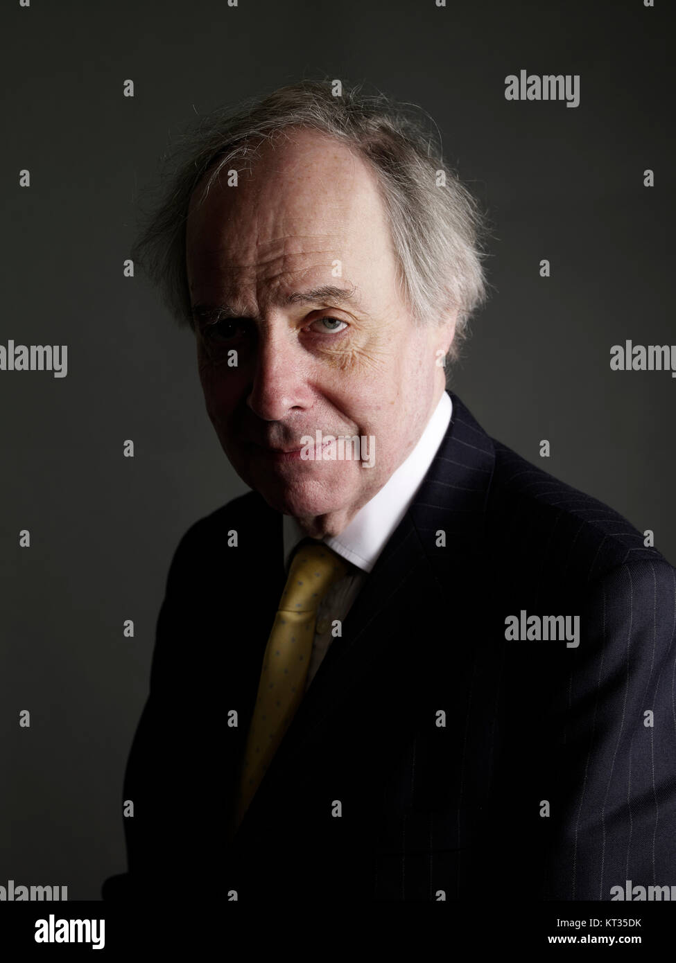 Stephen Glover at the The Oldie Literary Lunch 12/12/17 Stock Photo - Alamy