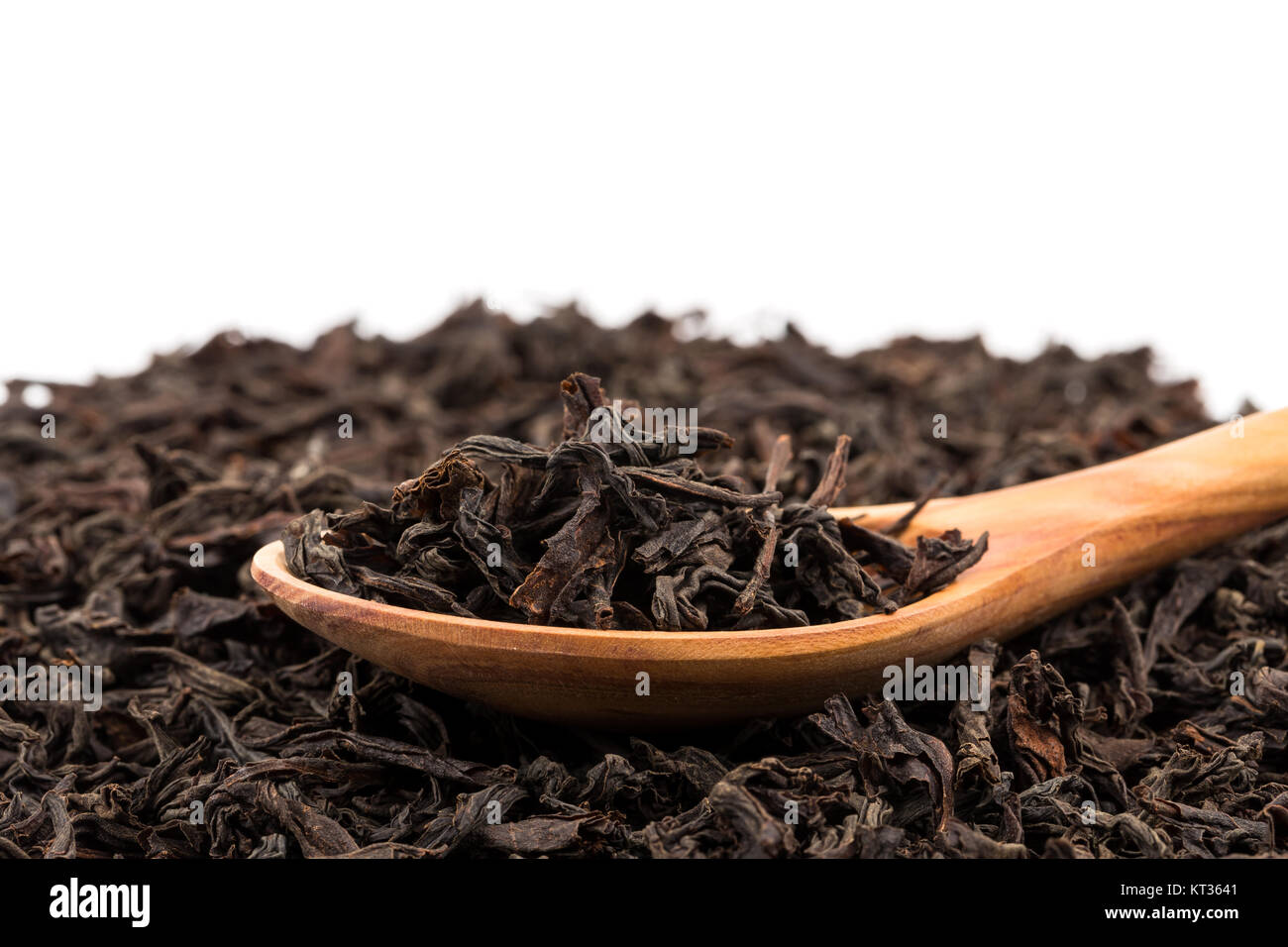 Black tea in a spoon Stock Photo - Alamy