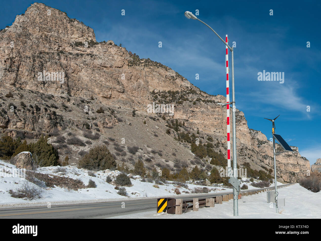 Road blocking gate hi-res stock photography and images - Alamy