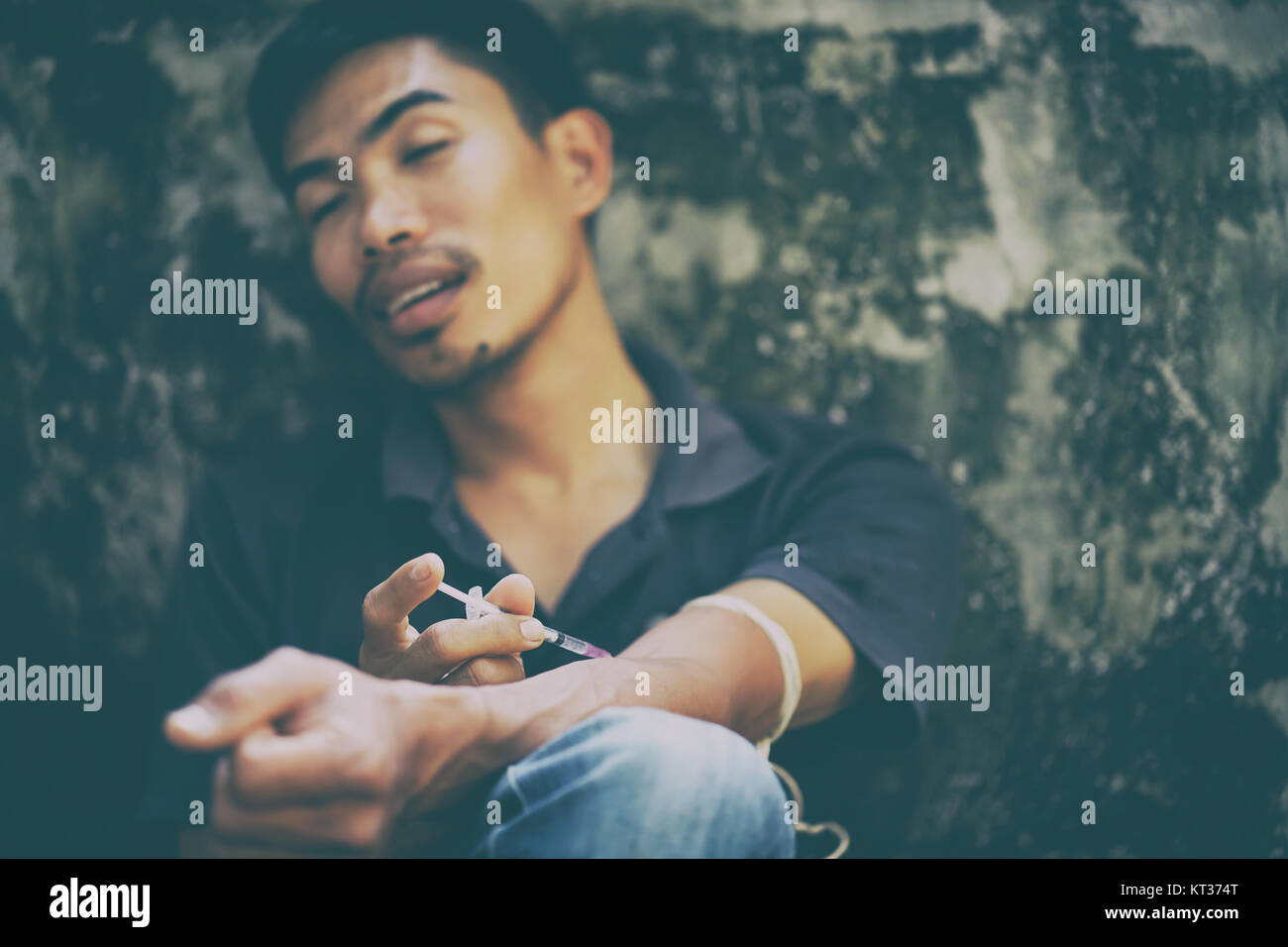 drug addict man Stock Photo - Alamy