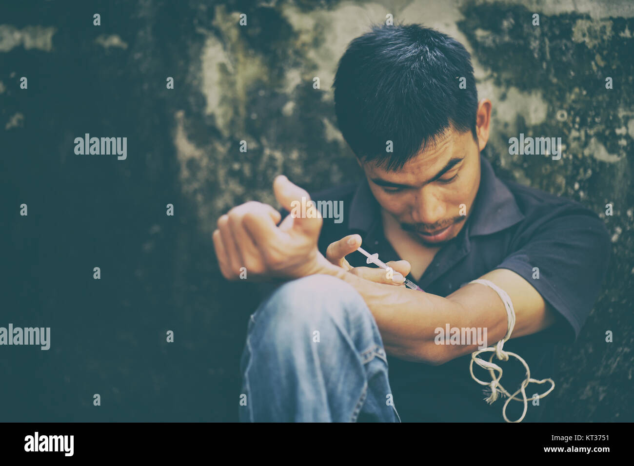 drug addict man Stock Photo - Alamy