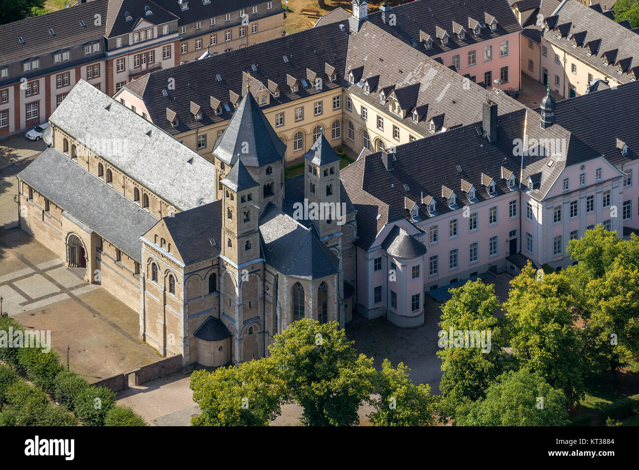 Dormagen Knechtsteden, Monastery Knechtsteden with basilica and ... Dormagen Knechtsteden, Monastery Knechtsteden with basilica and ...