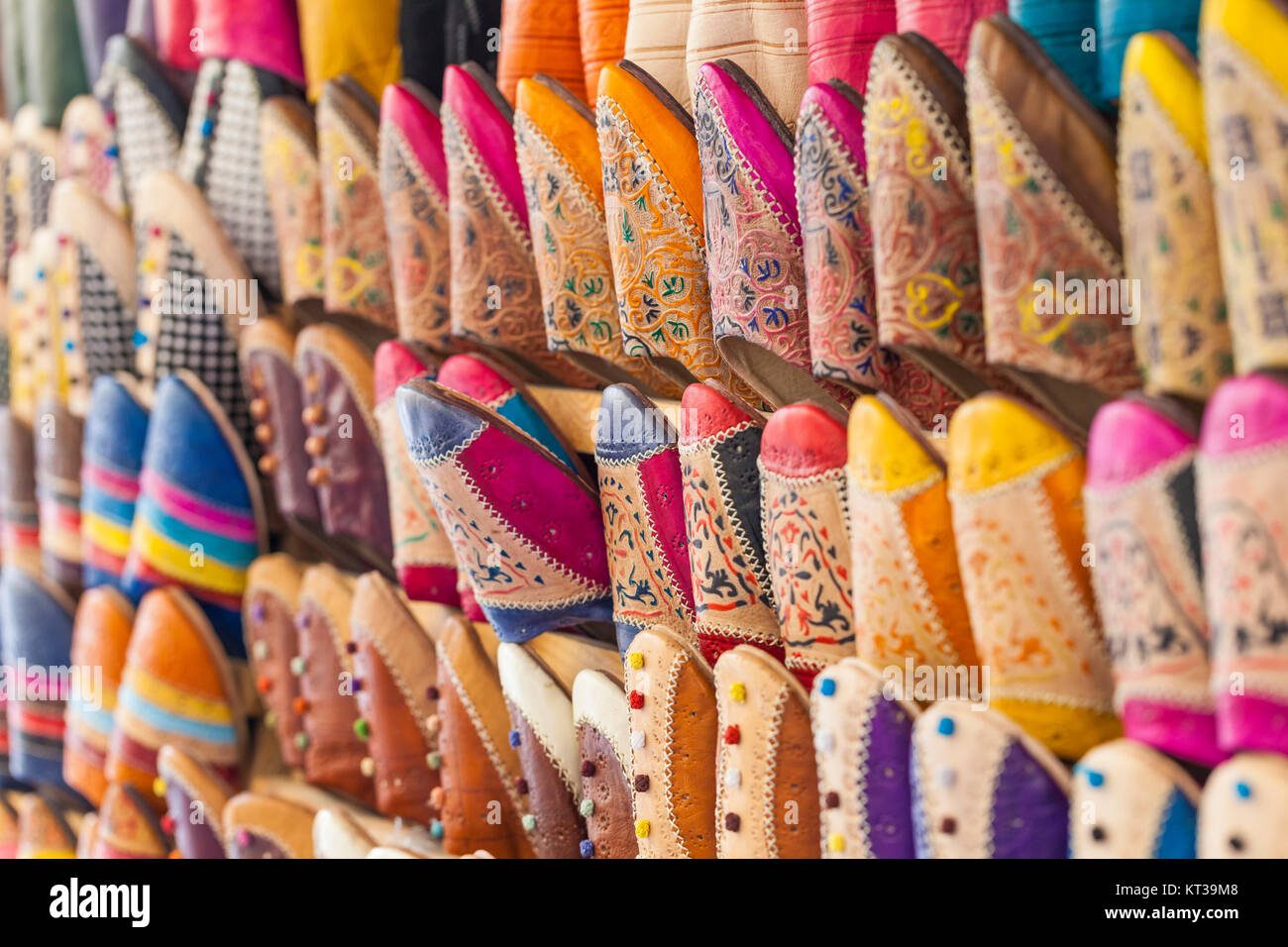 Colourful Moroccan slippers, Marrakesh Stock Photo - Alamy