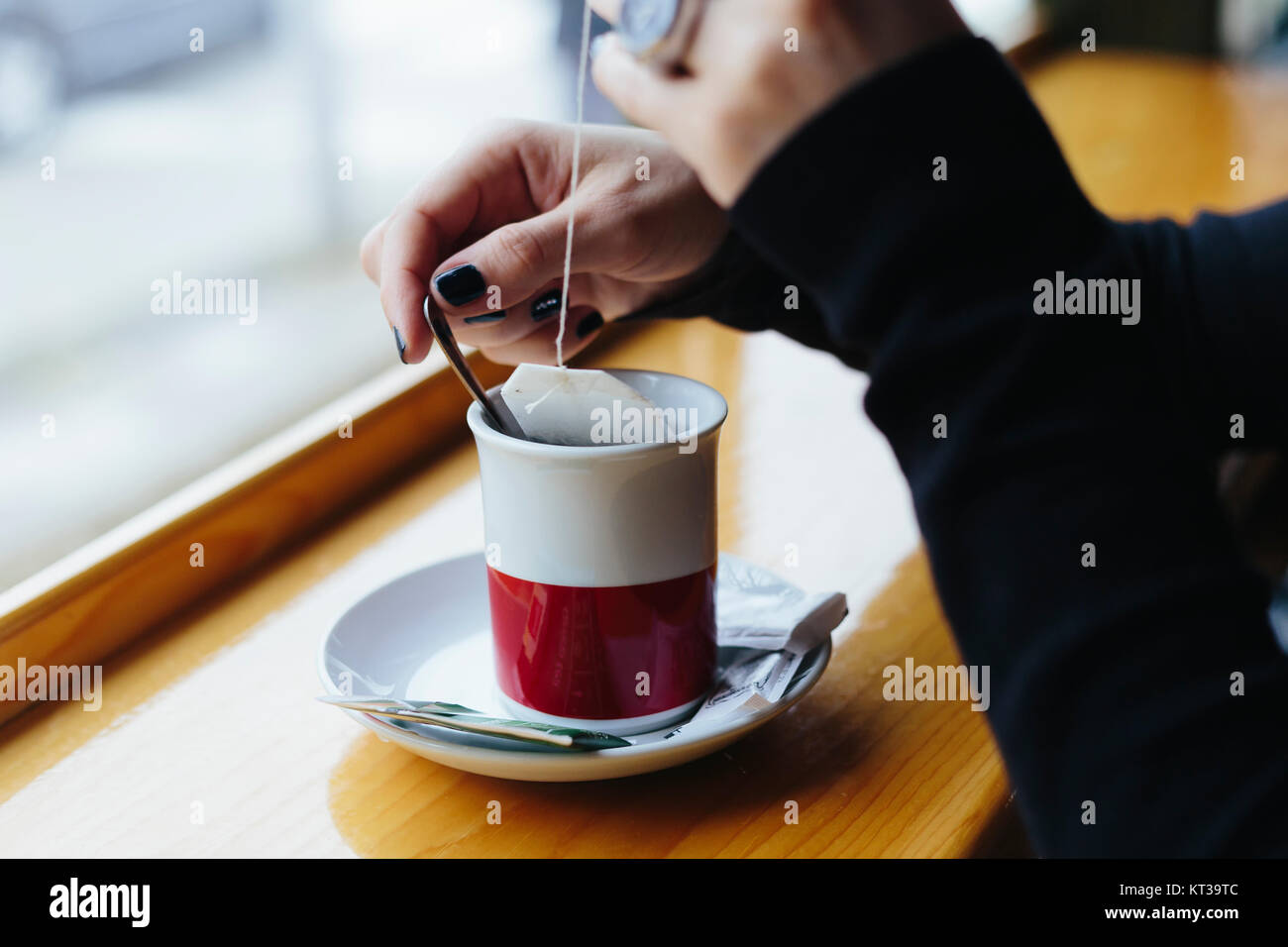Close up girl tea hi-res stock photography and images - Alamy