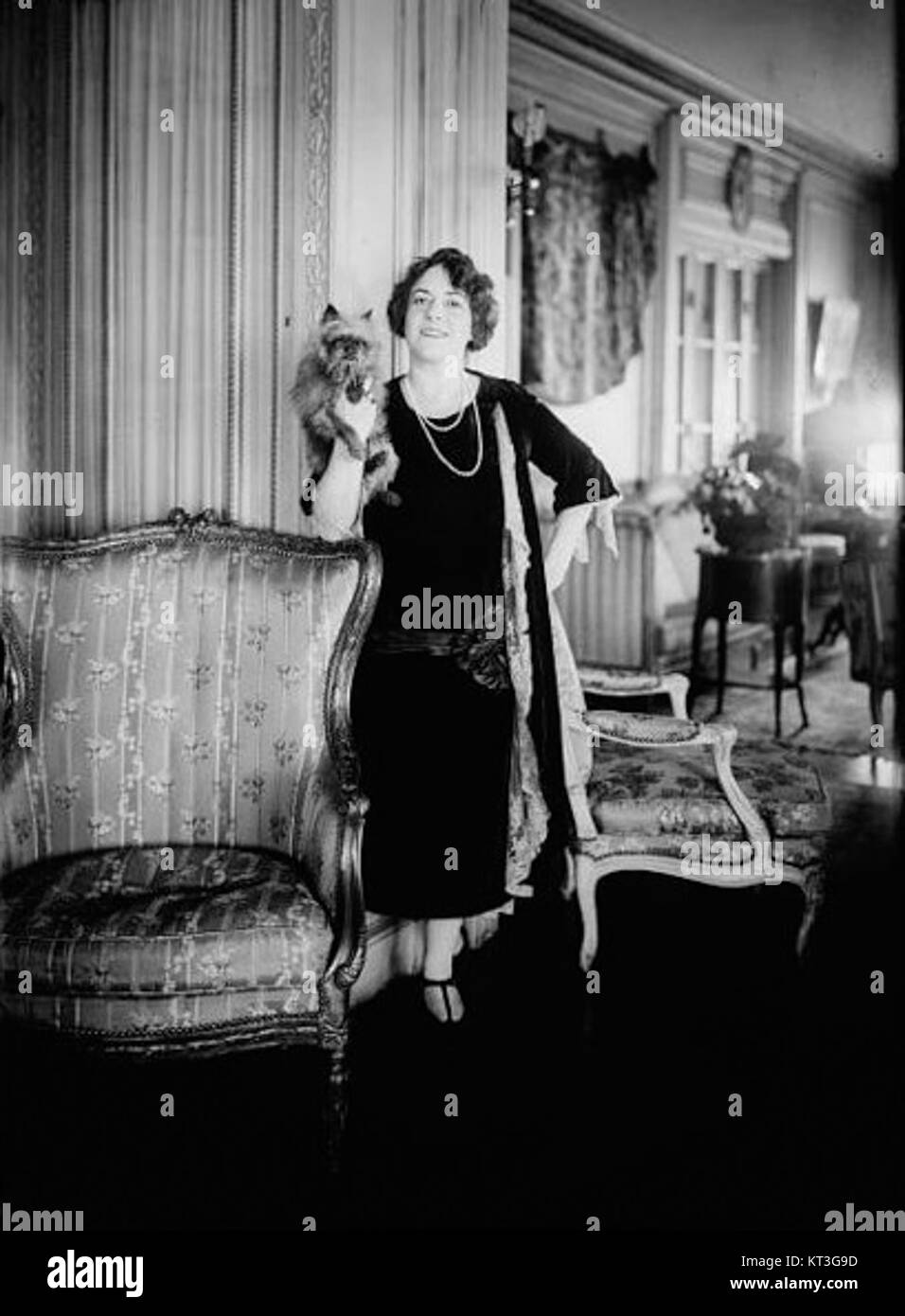 Frances Alda was a renowned New Zealand-born opera singer. She was ...