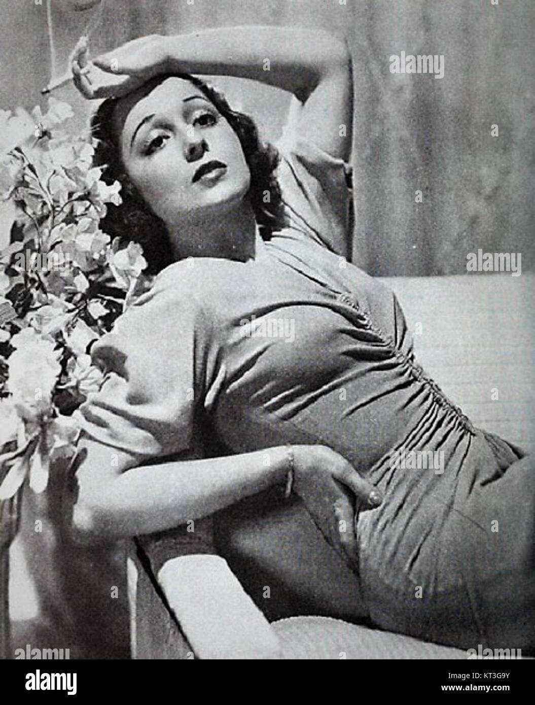 Frances Drake was an American actress known for her roles in 1940s ...