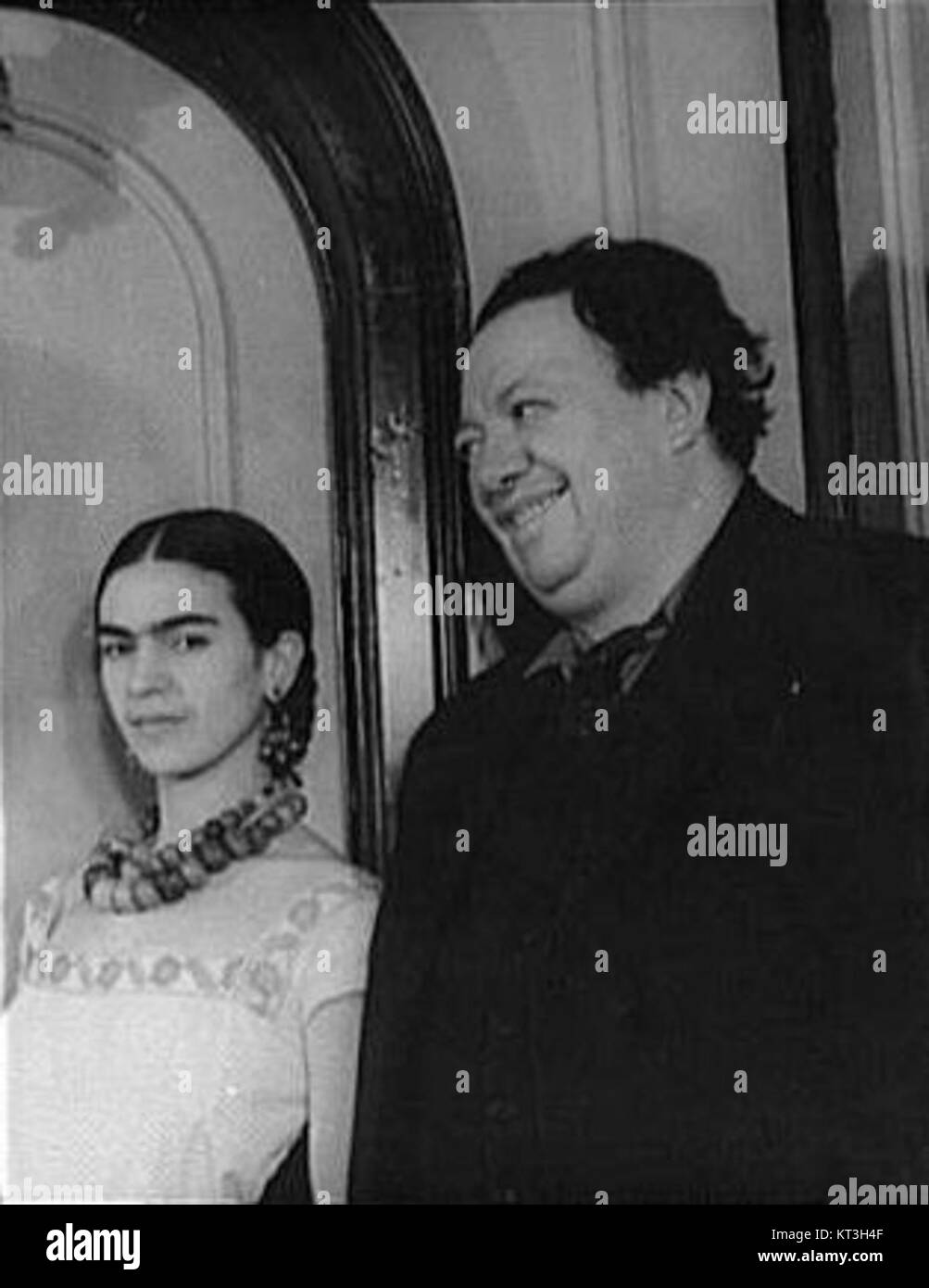 Frida kahlo and diego rivera Black and White Stock Photos & Images - Alamy