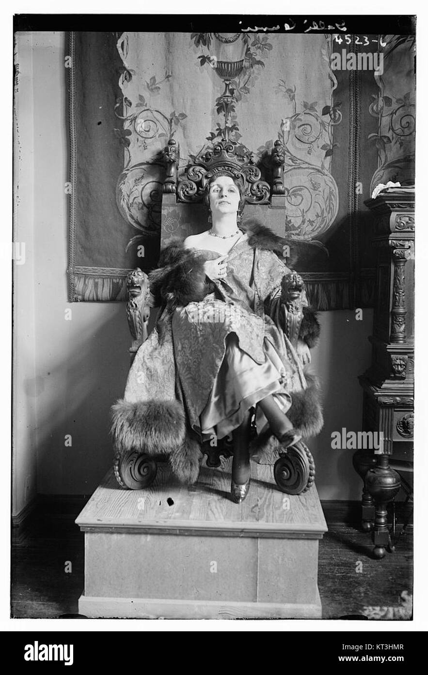 20th century opera singer classical music Black and White Stock Photos ...