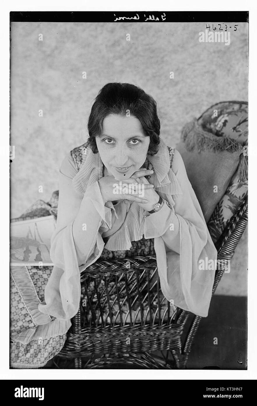 Soprano voice Cut Out Stock Images & Pictures - Alamy