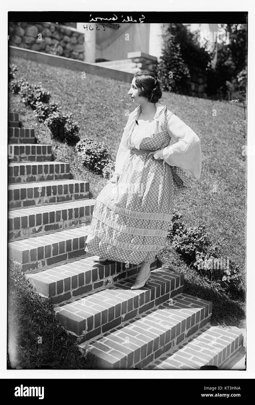 Opera sopranos early 1900s hi-res stock photography and images - Alamy