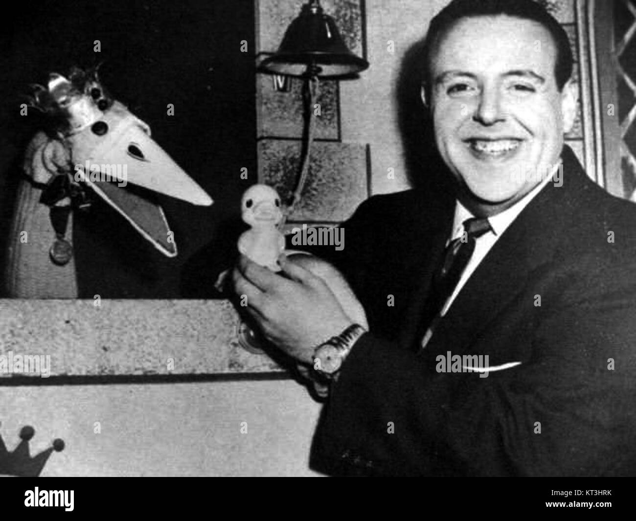This photo from 1953 features Garfield Goose, a popular American puppet ...