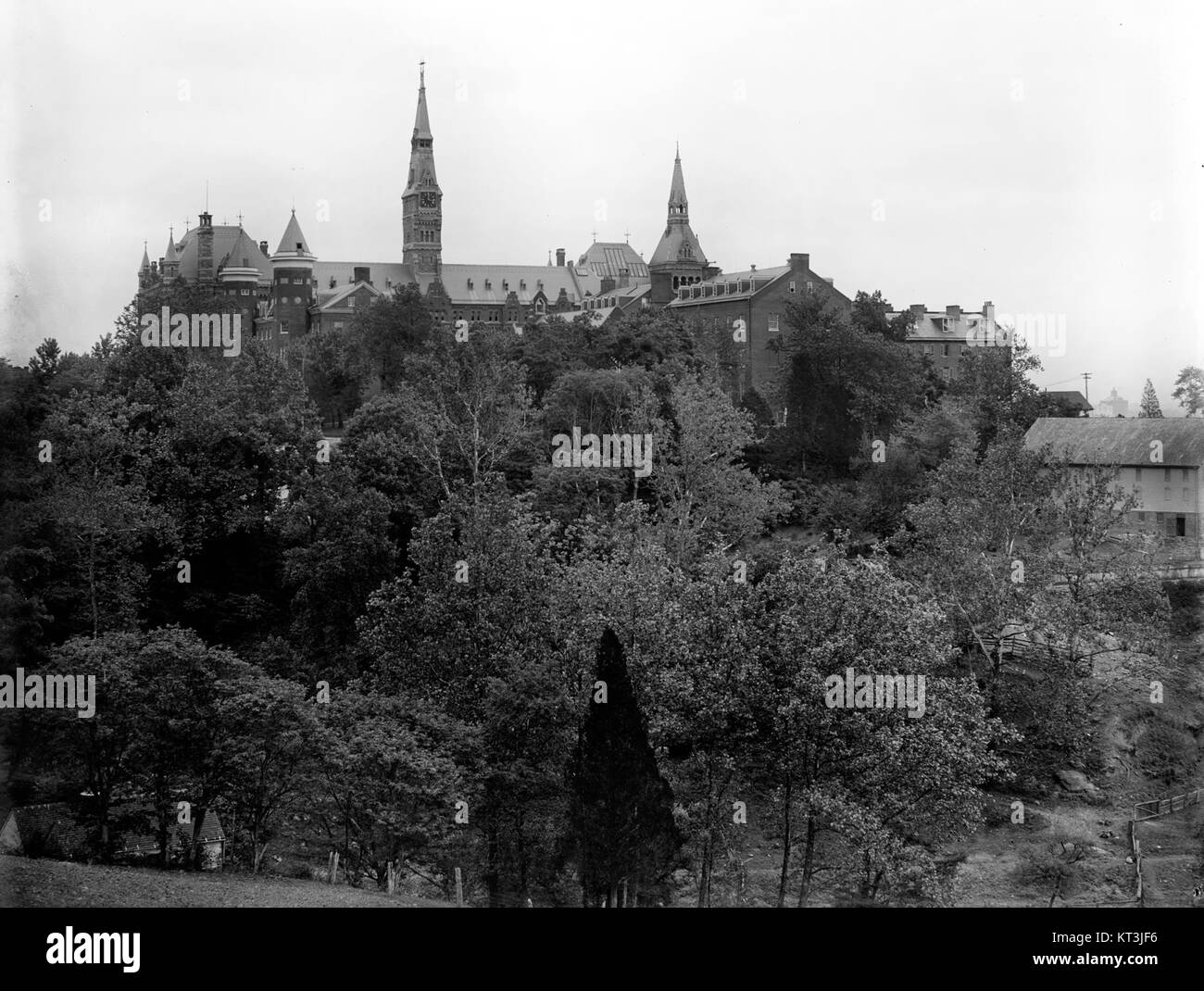 1900s campus hi-res stock photography and images - Alamy
