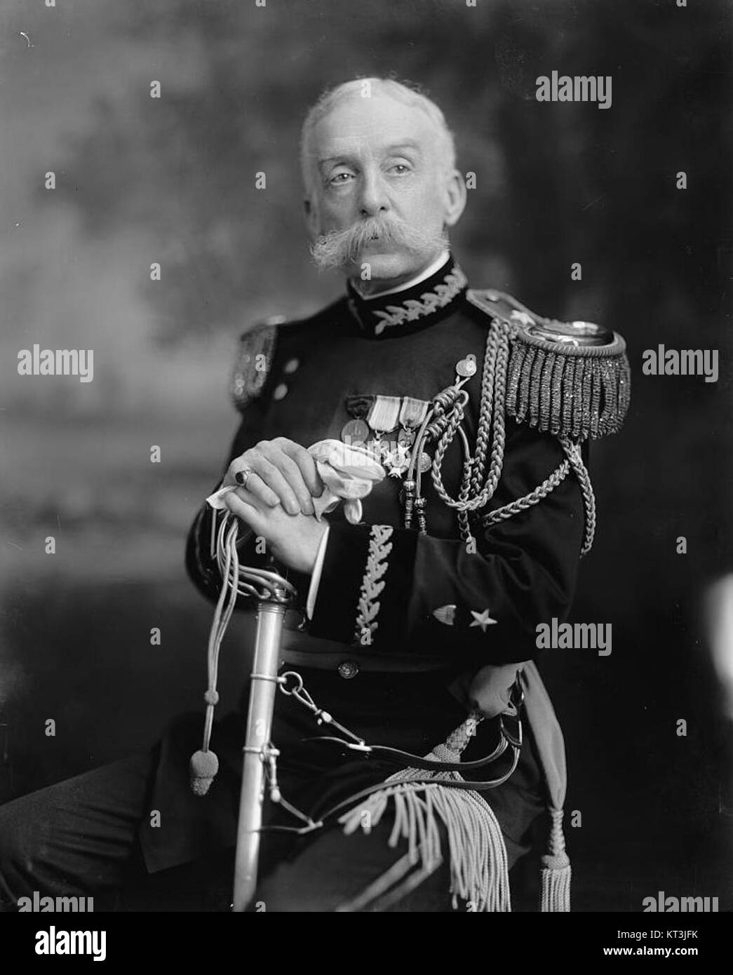 George andrews hi-res stock photography and images - Alamy