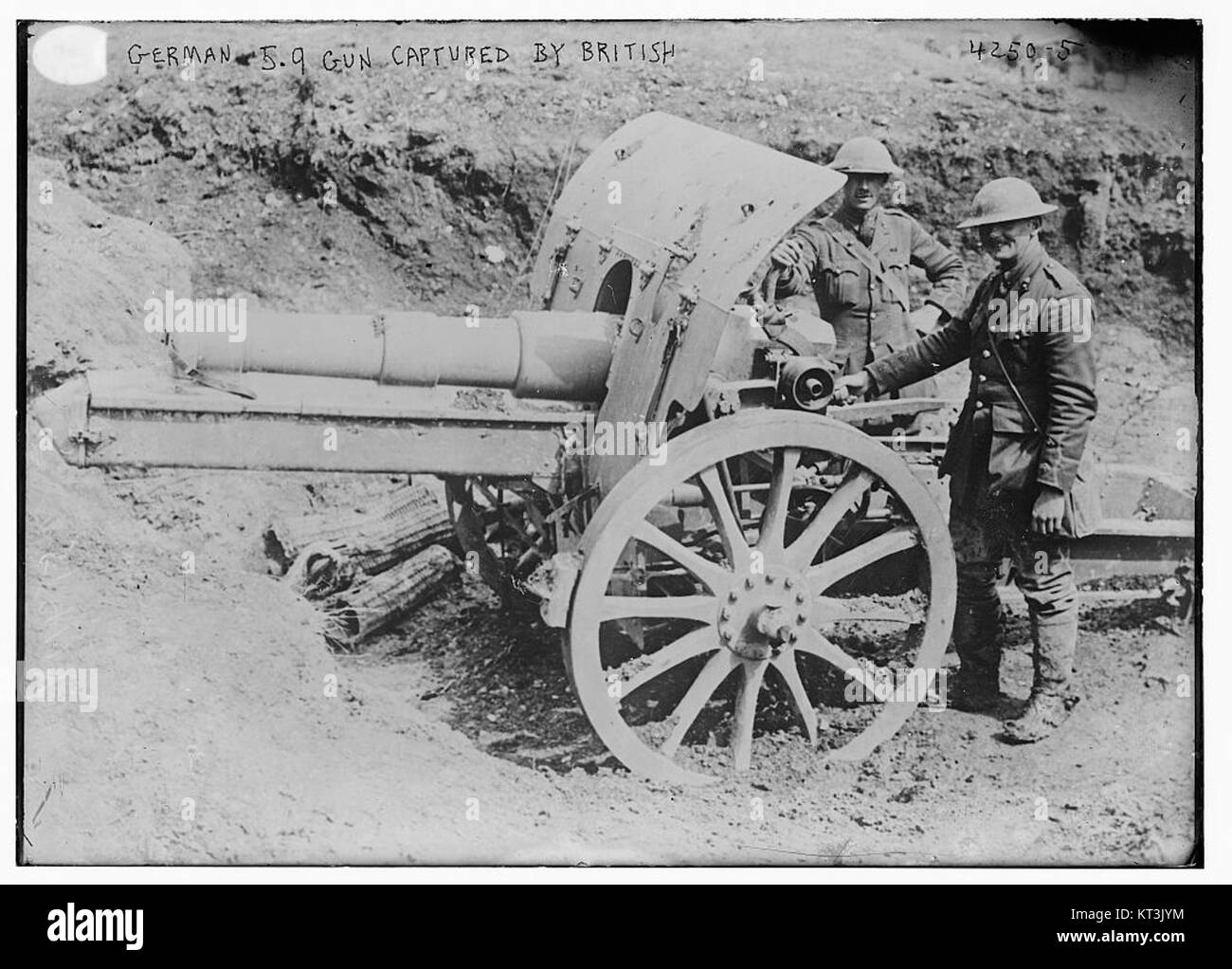 Artifact capture hi-res stock photography and images - Alamy