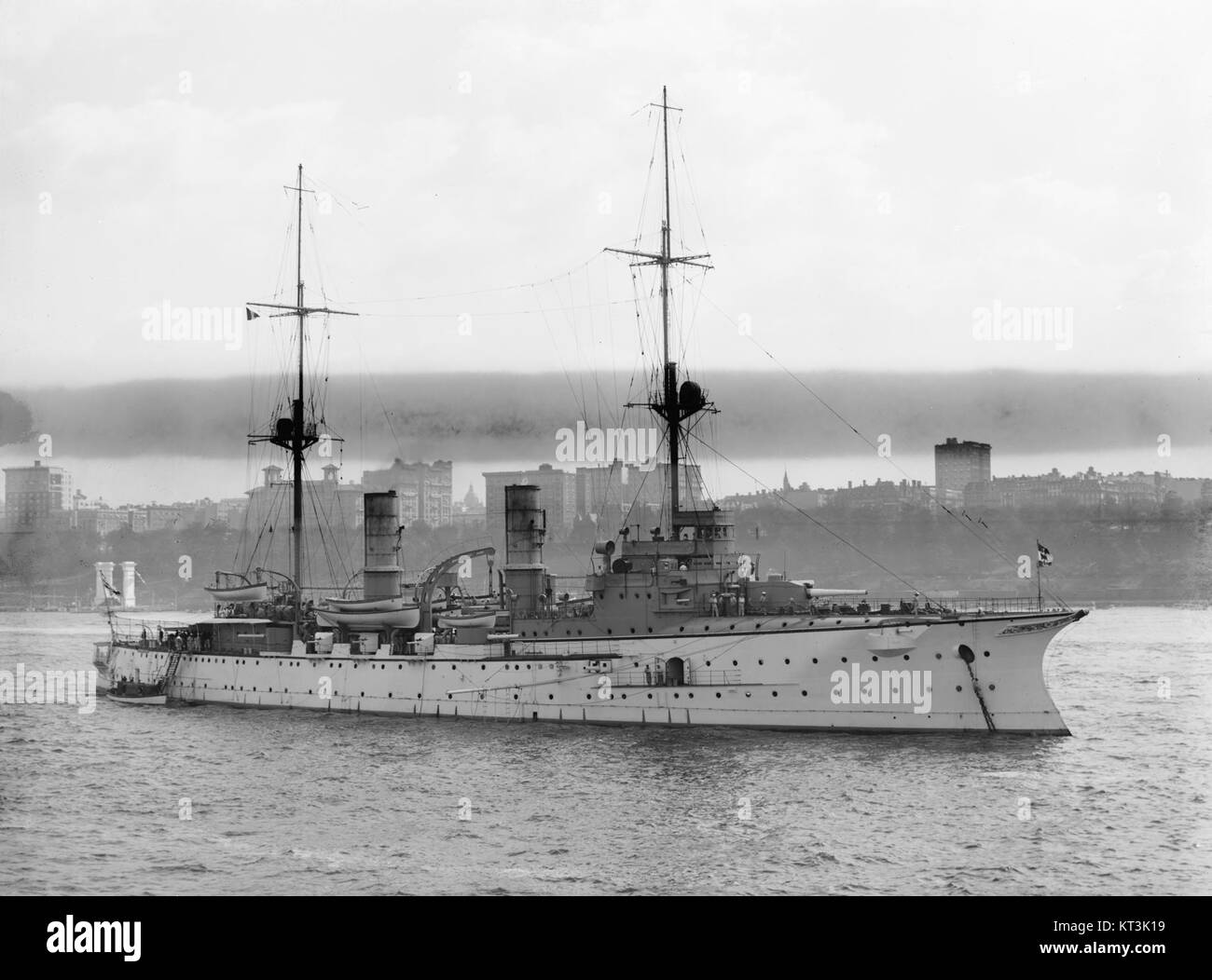Sms victoria louise Black and White Stock Photos & Images - Alamy