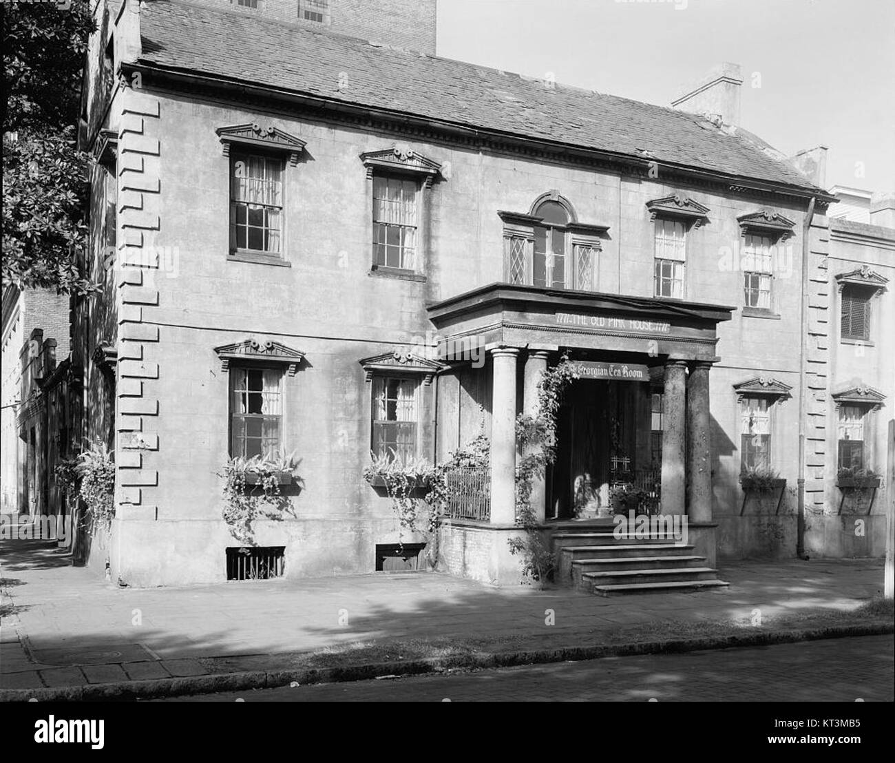 Abercorn street savannah hi-res stock photography and images - Alamy