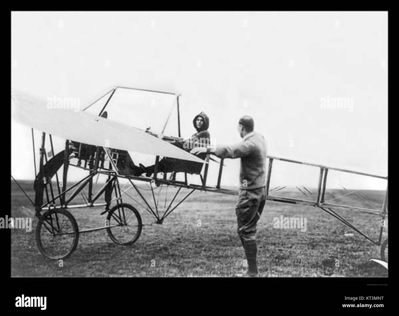 This photograph depicts Harriet Quimby, a pioneering aviator, in 1911 ...