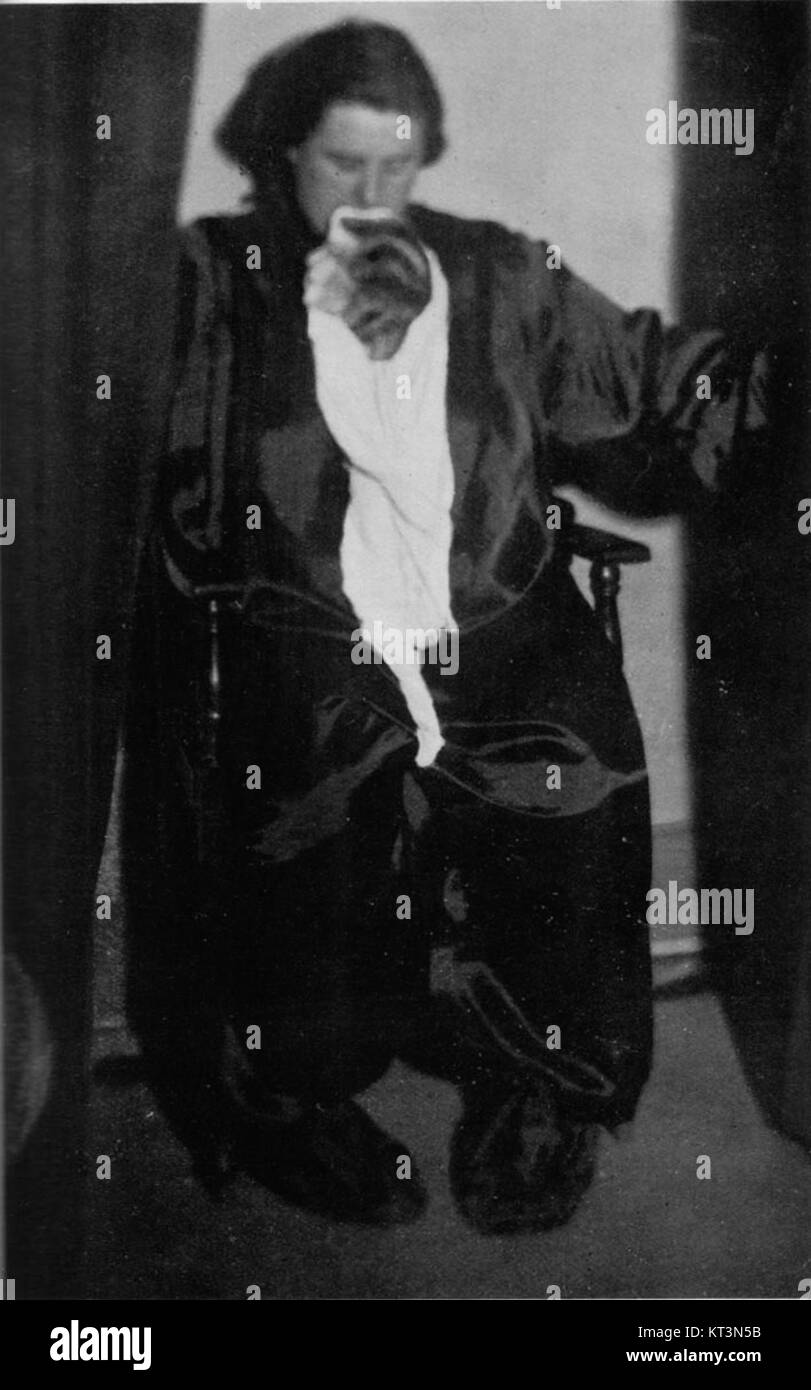 Spiritualist activity hi-res stock photography and images - Alamy