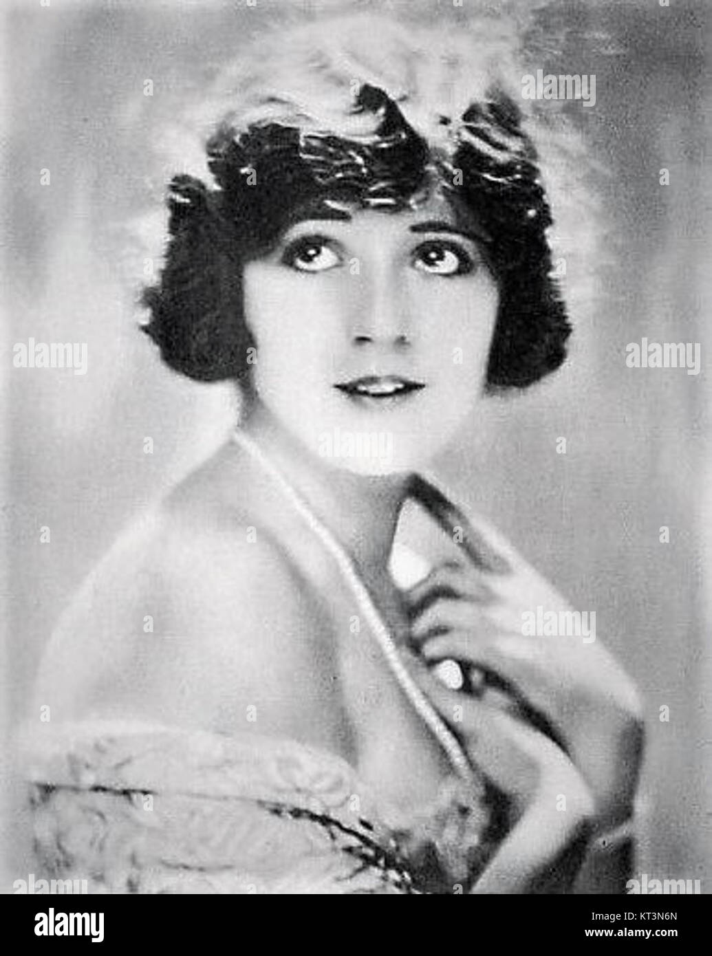 Helen Ferguson was a notable figure in early cinema, known for her ...