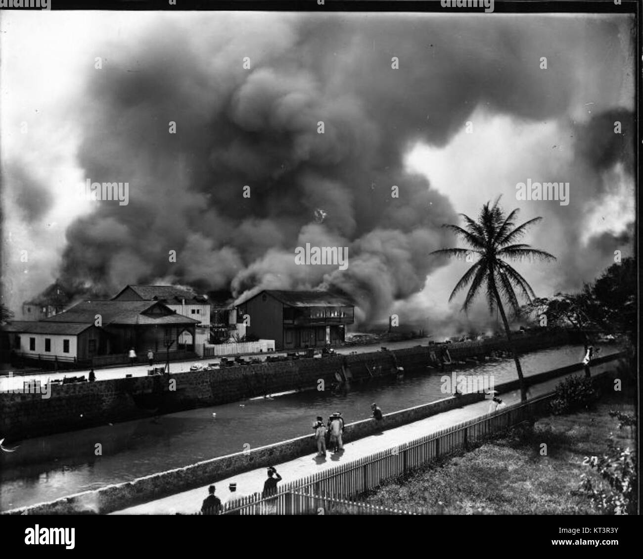 Honolulu chinatown fire 1900 hi-res stock photography and images - Alamy