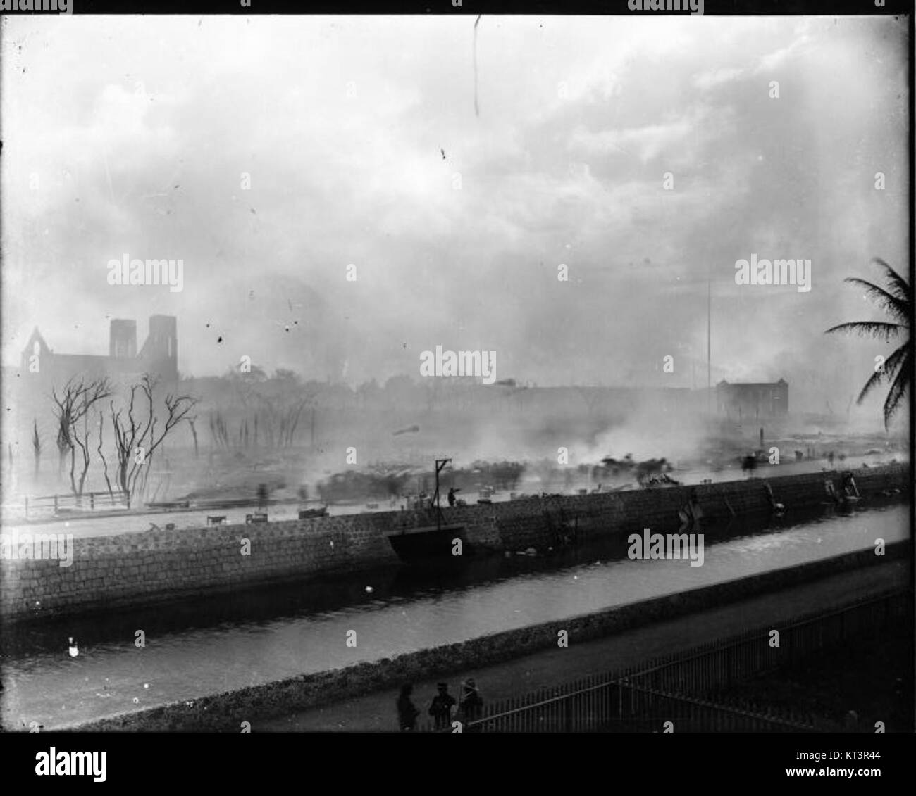Fires caused Black and White Stock Photos & Images - Alamy