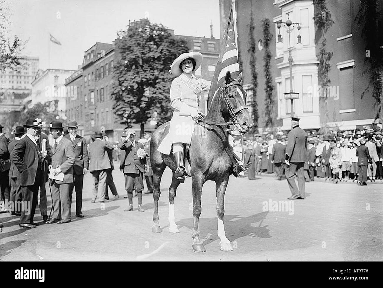 Inez milholland hi-res stock photography and images - Alamy