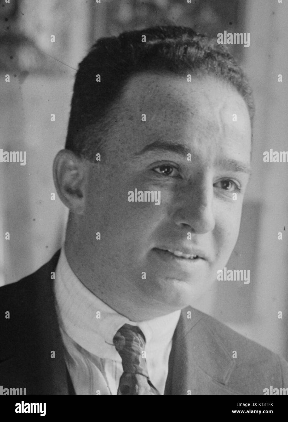 Irving Kaufman was an American singer and radio personality, popular in ...