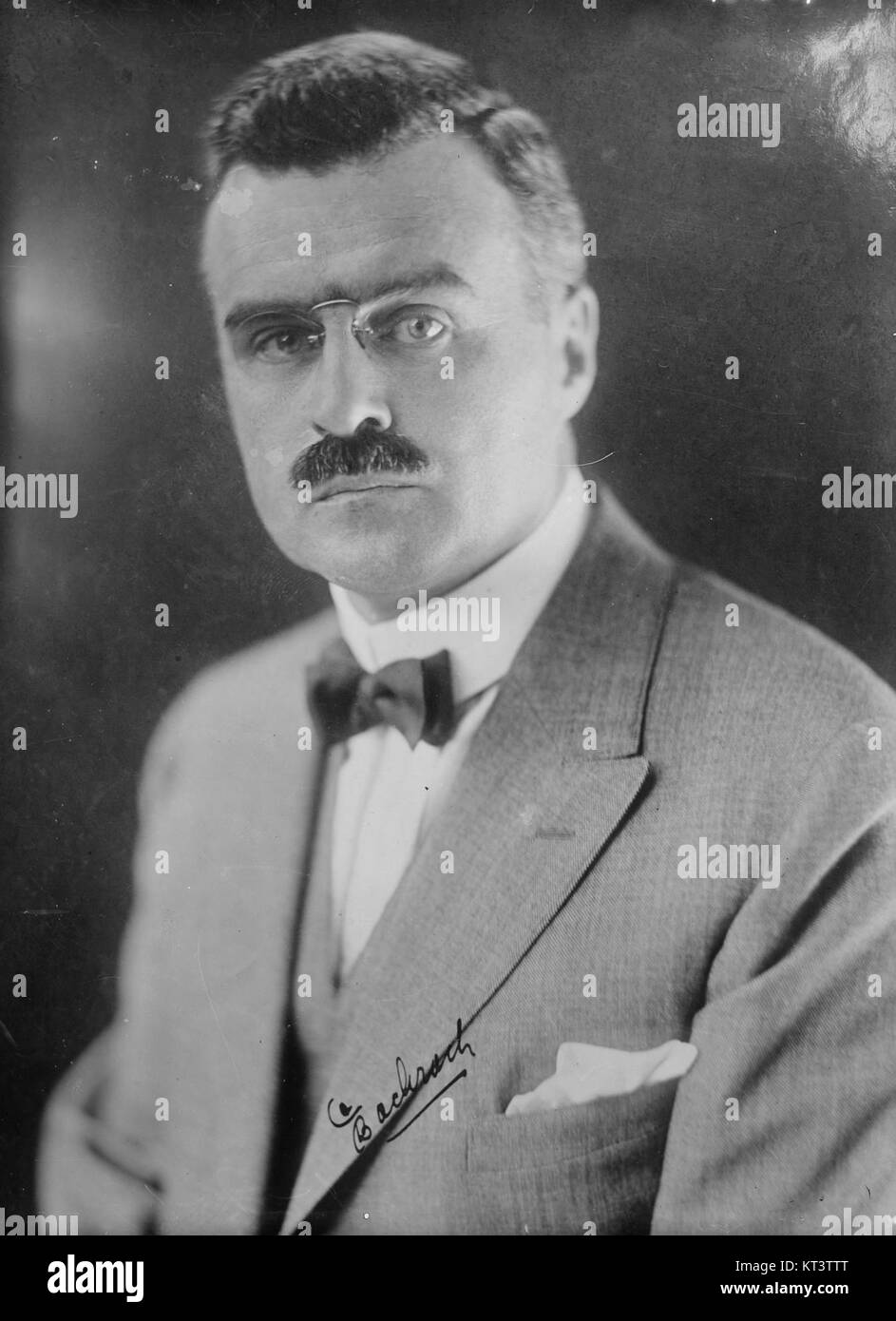 Indiana Butler's Instagram, Twitter & Facebook on IDCrawl