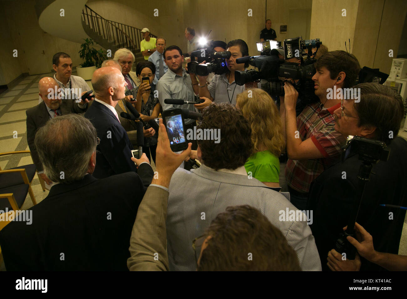 Official government actions hi-res stock photography and images - Alamy