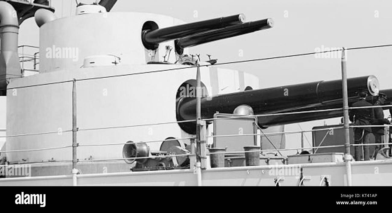 Navy ships from u s Black and White Stock Photos & Images - Alamy