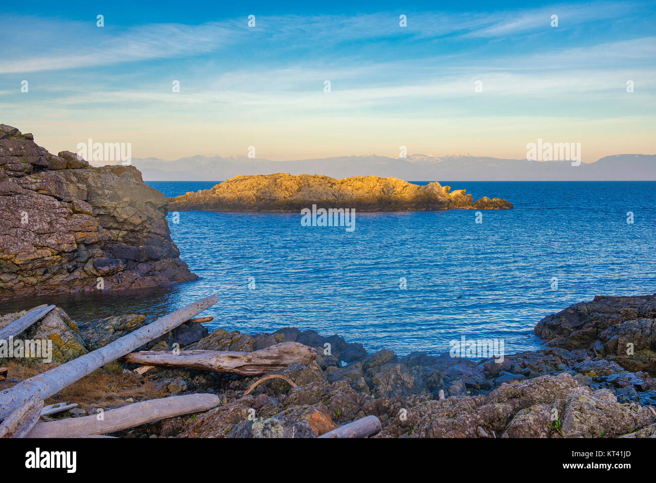 Detail of rock formation and the ocean overlooking the Strait of ...